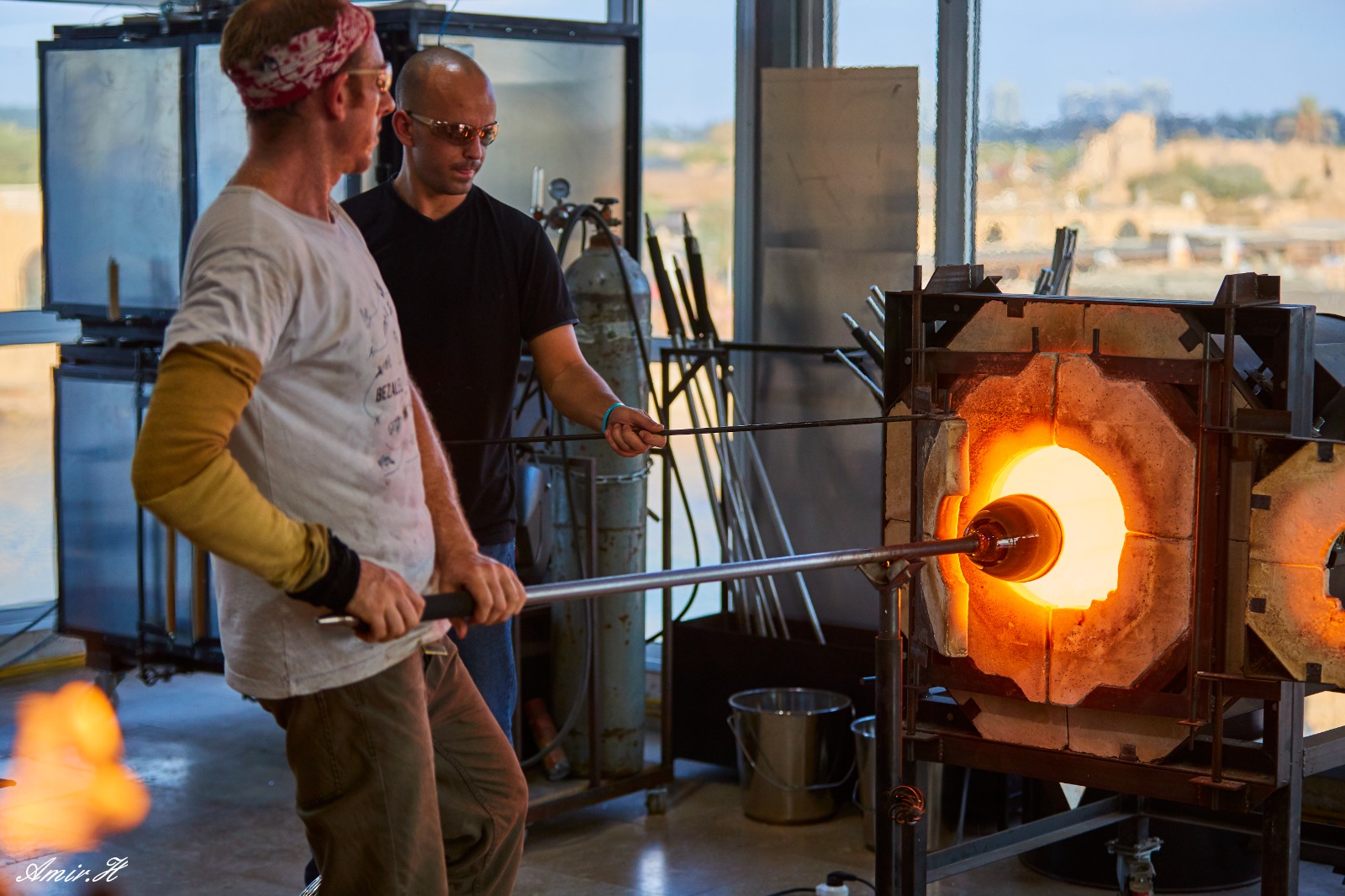 Glassblowing Workshops - Speculo Caesarea - ספקולו